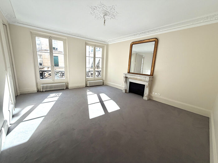 Paris 1er, Châtelet, Les Halles : Appartement 4 pièces à louer