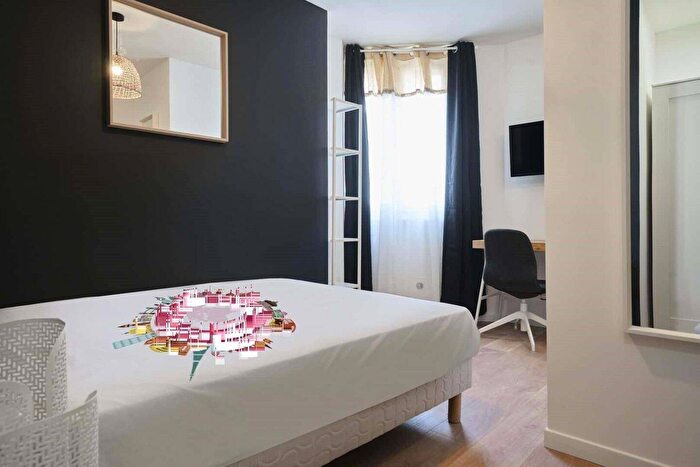 Appartement 1 pièce à Centre Ville, Reims, à louer