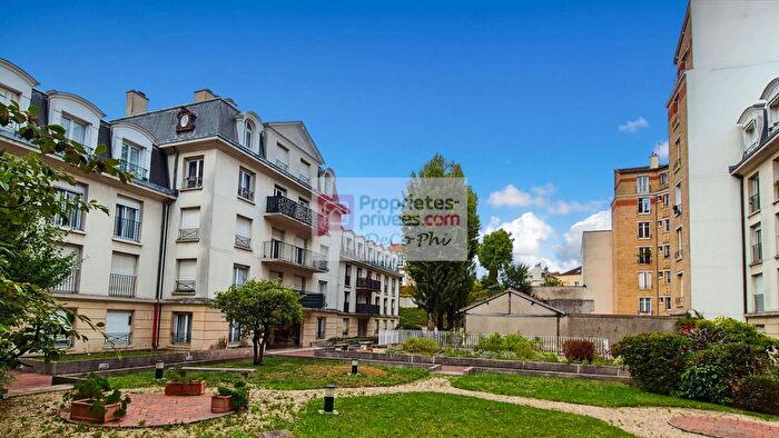 Appartement 4 pièces à Versailles, Notre Dame, à vendre
