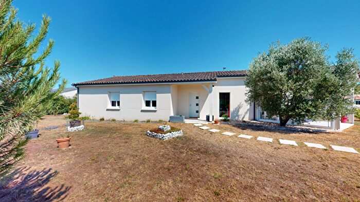 Maison à vendre - Camps-sur-lIsle - 6 pièces - 4 chambres