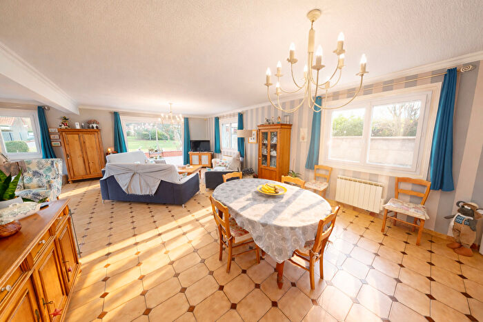 Maison à vendre - Bonningues-lès-Ardres - 5 pièces - 4 chambres