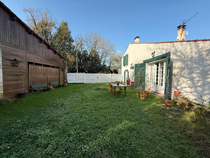 Maison à vendre - Benon - 7 pièces - 4 chambres