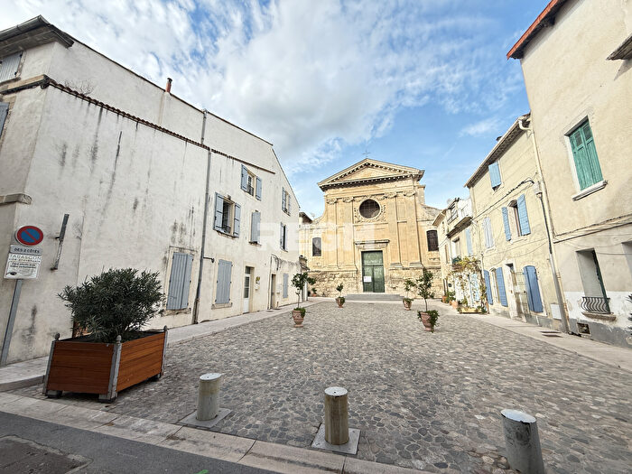 Maison à vendre - Tarascon, Centre-ville, Château, Condamine - 6 pièces - 3 chambres