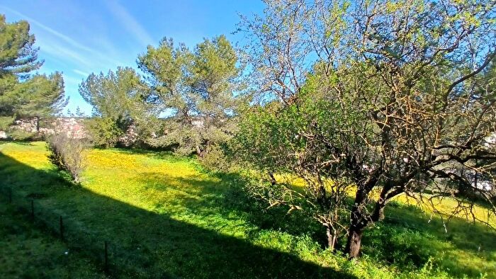 Appartement à louer - Septèmes-les-Vallons - 3 pièces - 2 chambres