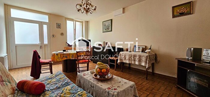 Appartement à vendre - Fèreentardenois - 4 pièces - 1 chambre