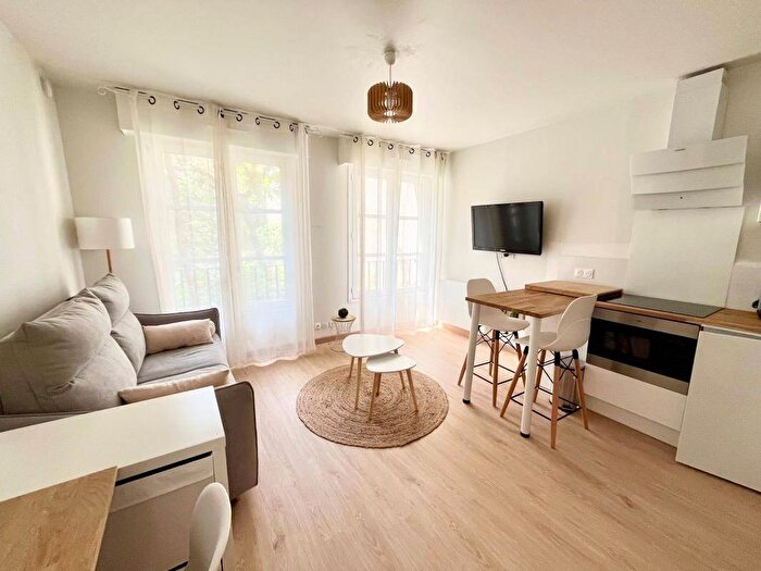 Appartement à louer - Carmes, Toulouse - 1 pièce