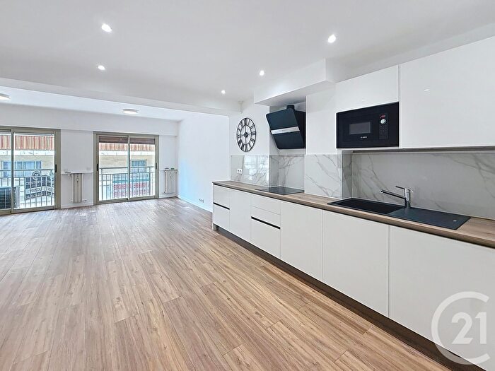 Appartement à vendre - Antibes, Coeur de ville - 4 pièces - 3 chambres