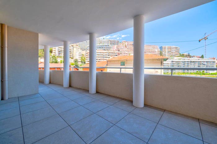 Appartement 3 pièces à Supérieur, Beausoleil, à louer