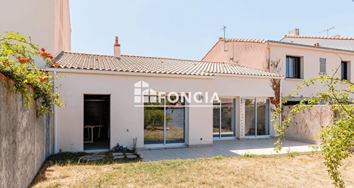 Les Sables-d'Olonne, Les Roses, Route du Château d'Olonne - Maison 3 pièces à vendre
