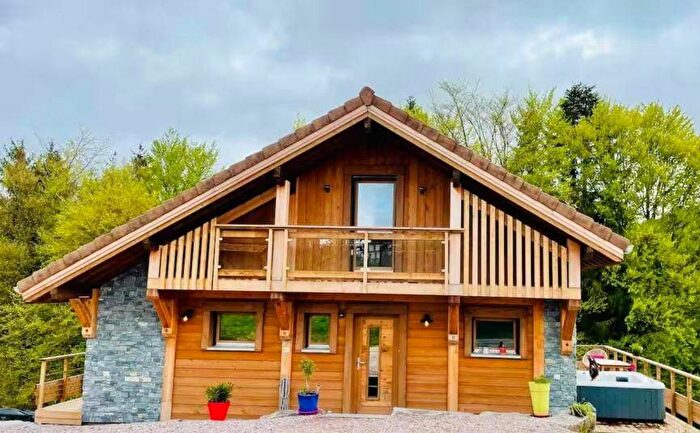 Maison à louer - Gérardmer - 4 pièces - 3 chambres