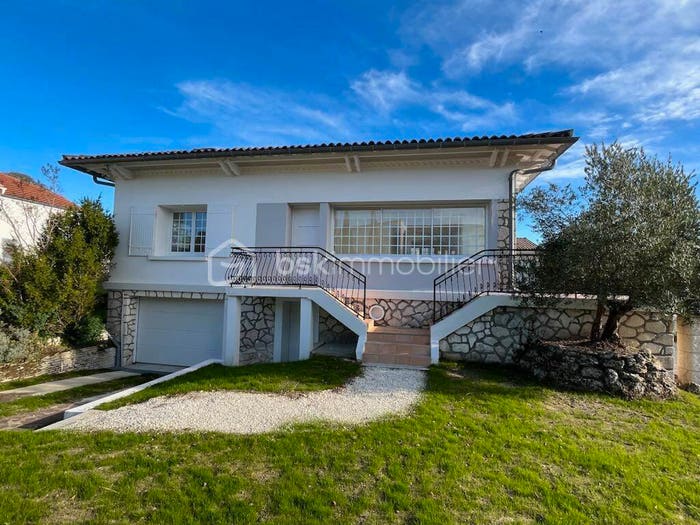 Maison 6 pièces à louer à Meschers-sur-Gironde
