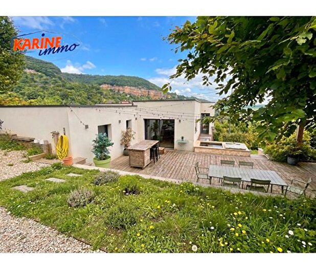 Maison 5 pièces à Couzon-au-Mont-d'Or, à vendre