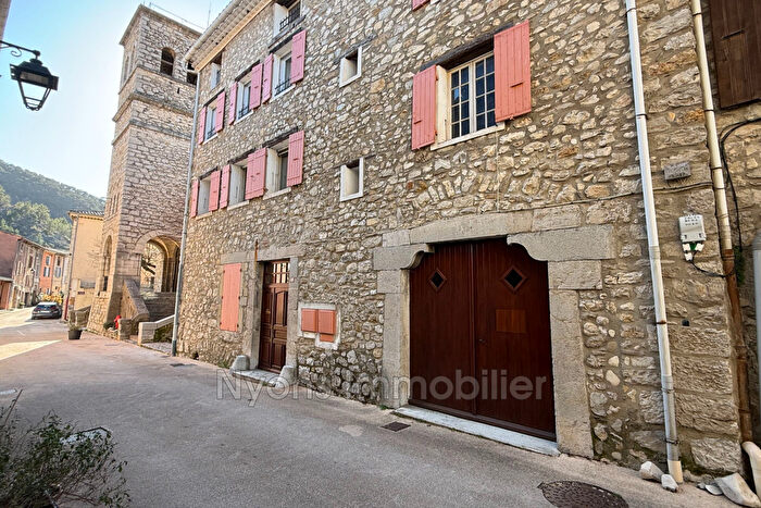 Appartement à vendre - Les Pilles