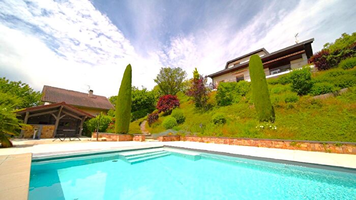 Maison à vendre - Poisy - 10 pièces - 7 chambres