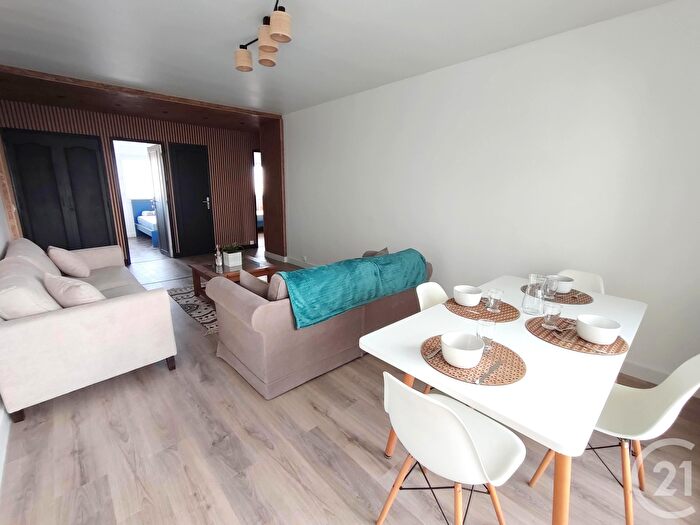 Appartement à louer - Saint-Herblain, Est - 5 pièces - 4 chambres