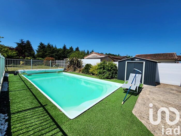 Maison à vendre - Saint-Cyr - 5 pièces - 4 chambres