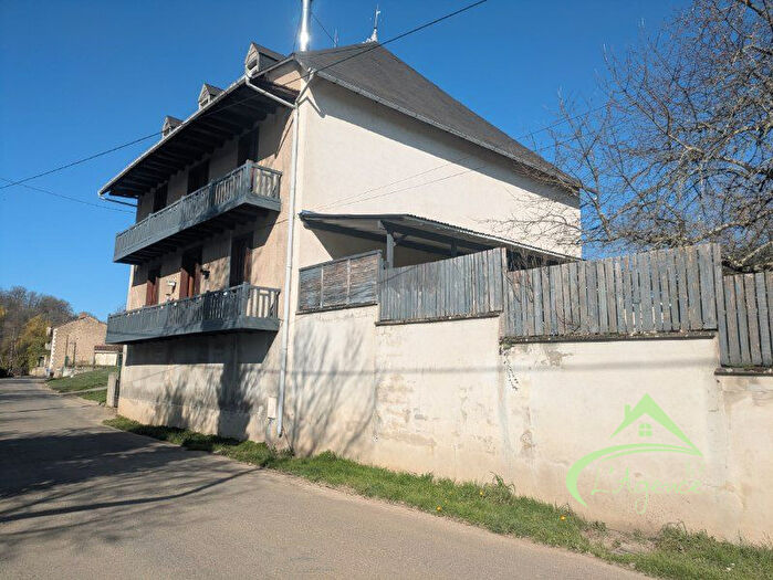 Maison à vendre - Saint-Junien - 7 pièces - 5 chambres