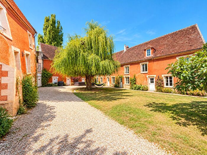 Maison 7 pièces à vendre - Crécy-la-Chapelle