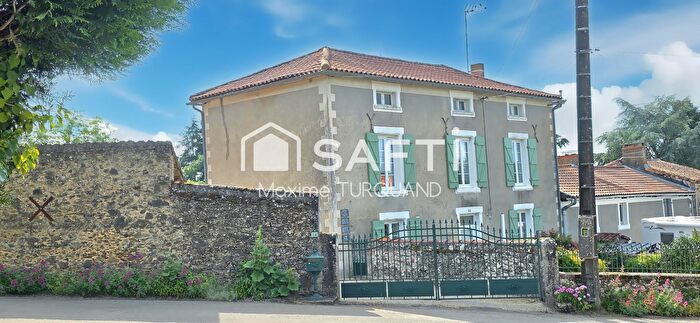 Saint-Paul-en-Gâtine - Maison 6 pièces à vendre