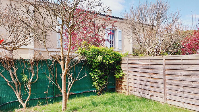 Maison à vendre - Sainte-Terre - 4 pièces - 3 chambres