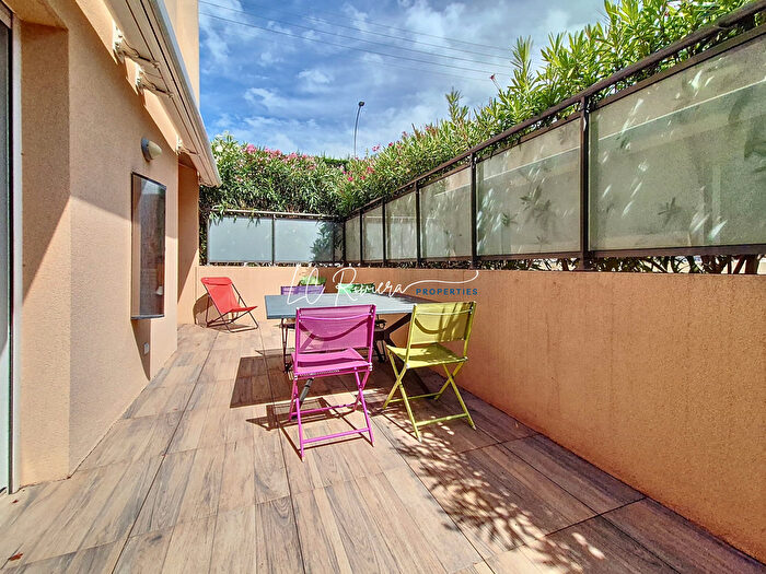 Appartement à vendre - Saint-Raphaël, Boulouris - 3 pièces - 2 chambres