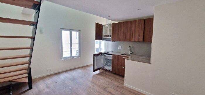 Porte Saint Denis-Paradis, Paris 10ème arrondissement - Appartement 3 pièces à louer
