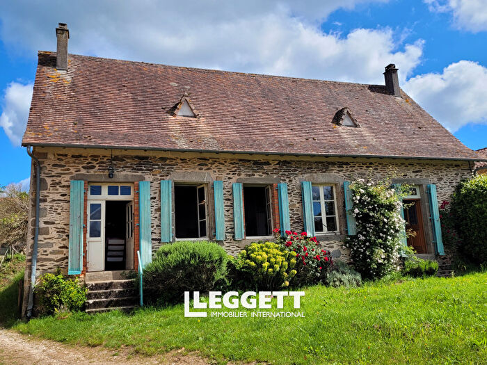 Saint-Saud-Lacoussière : Maison 4 pièces à vendre