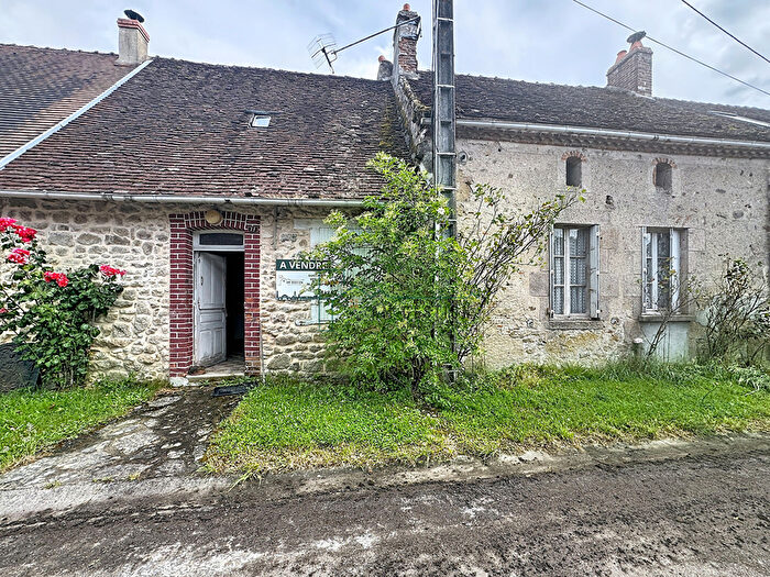 Lussac-les-Églises : Maison 4 pièces à vendre