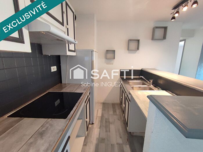 Appartement à vendre - Castres, Centre-ville - 3 pièces - 2 chambres