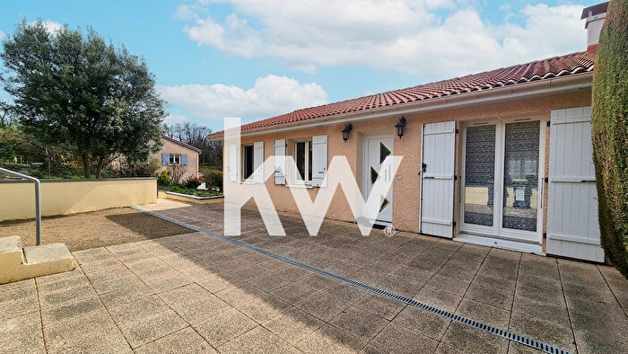 Maison à vendre - La Grand-Croix - 5 pièces - 3 chambres