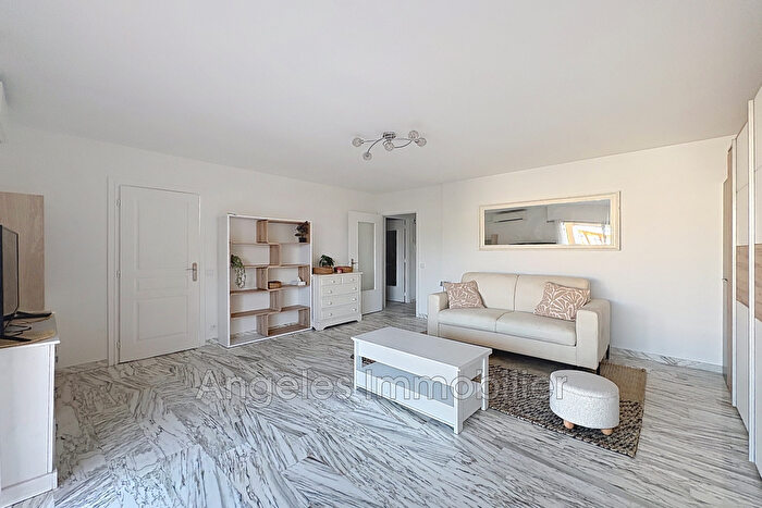 Antibes, Rabiac, Carriat, Les Semboules, Les Brusquets - Appartement 1 pièce à louer