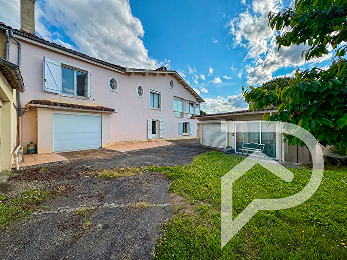 Maison à vendre - Auch, Faubourgs - 5 pièces - 3 chambres
