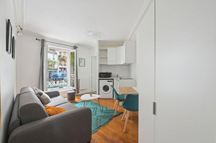 Appartement à louer - Clignancourt-Jules Joffrin, Paris ème arrondissement - 1 pièce