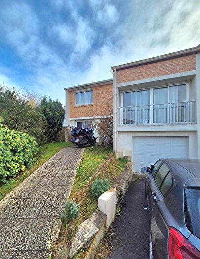 Maison à vendre - Lieusaint - 6 pièces - 4 chambres