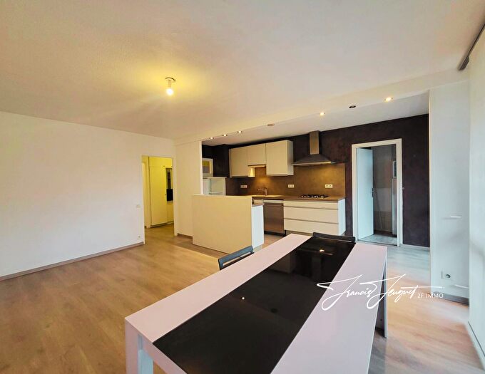 Appartement à vendre - Chambéry - 4 pièces - 3 chambres