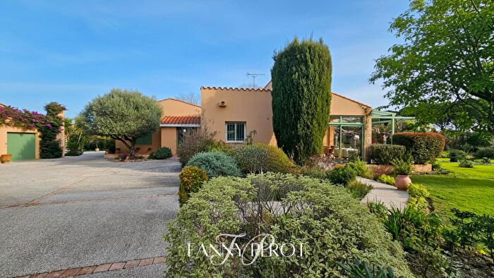 Maison à vendre - Saint-Cyprien, La Prade, La Vigie - 6 pièces - 5 chambres