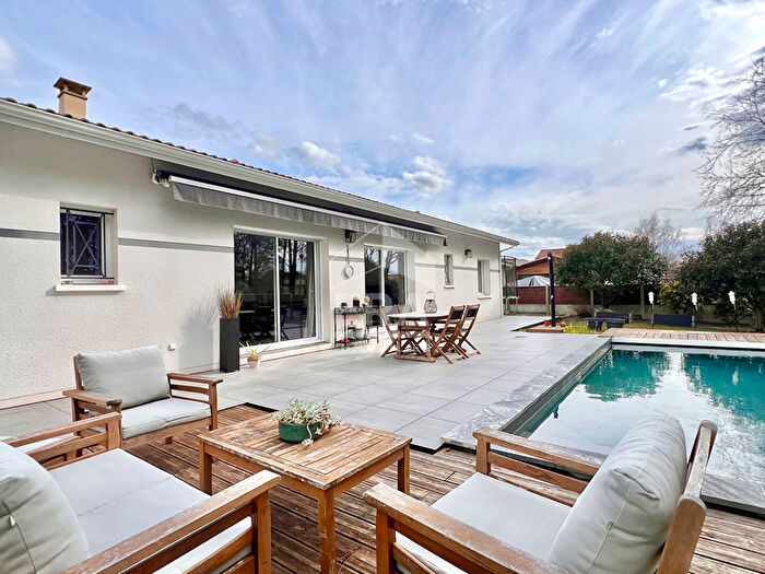 Maison à vendre - Belin-Béliet - 5 pièces - 3 chambres