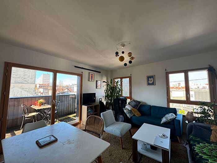 Appartement à vendre - Aubervilliers, Firmin Génier, Sadi Carnot - 5 pièces - 4 chambres