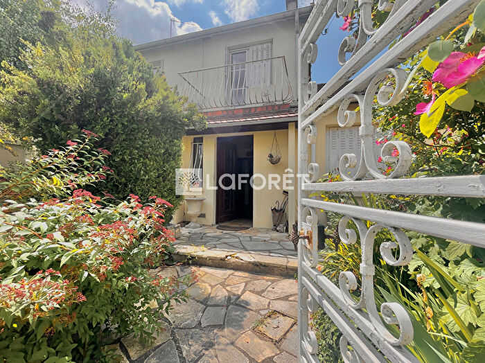 Villecresnes : Maison 5 pièces à vendre