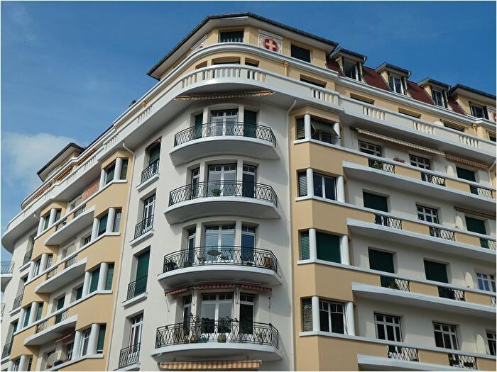 Appartement à louer - Annecy, Centre-ville, Vieille ville, Marquisats - 3 pièces - 2 chambres