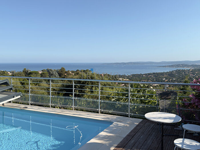 Maison à vendre - Roquebrune-sur-Argens, Massel, Le Bois dAngélis - 5 pièces - 3 chambres