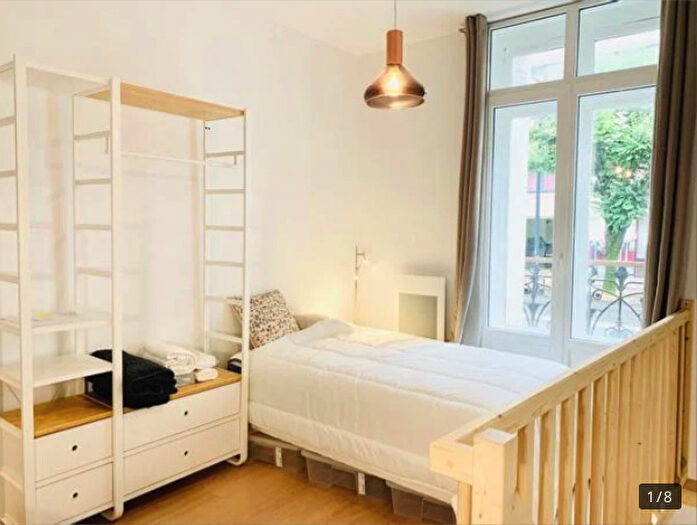 Appartement à louer - Bordeaux, Pellegrin, Chaban-Delmas - 1 pièce