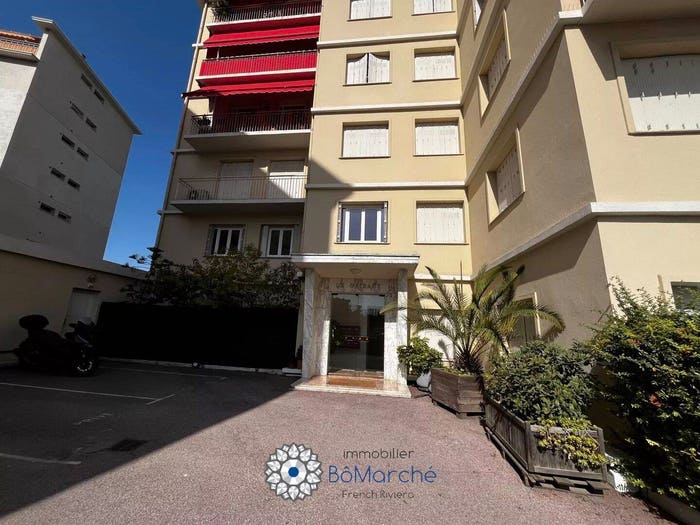 Le Ray, Nice - Appartement 3 pièces à louer
