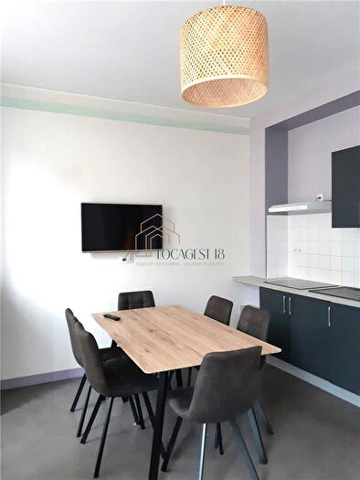 Appartement à louer - Bourges, Centre-ville, Charlet, Lahitolle, Pignoux, Sembat - 2 pièces - 1 chambre