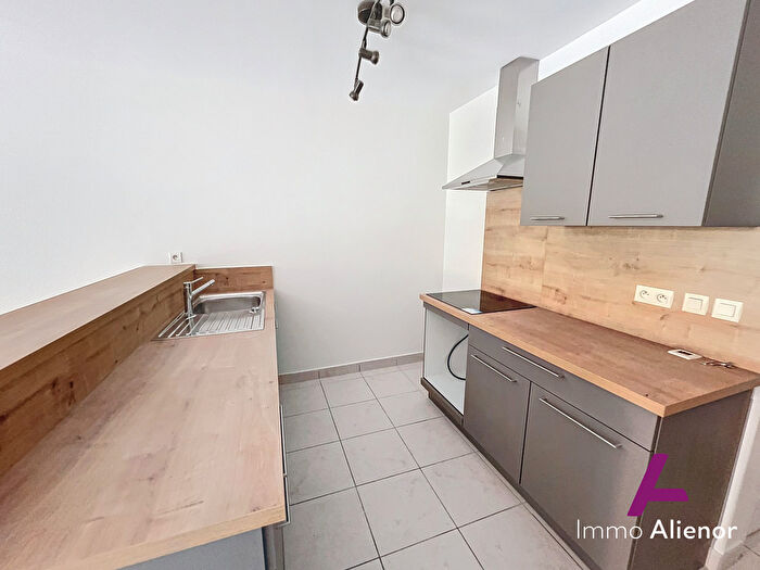 Maison à louer - Périgueux - 4 pièces - 3 chambres