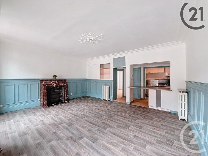 Appartement à vendre - Montereau-Fault-Yonne, Ville basse - 2 pièces - 1 chambre