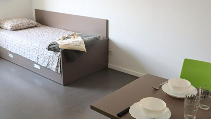 Appartement 2 pièces à Marseille 11ème, La Timone, à louer