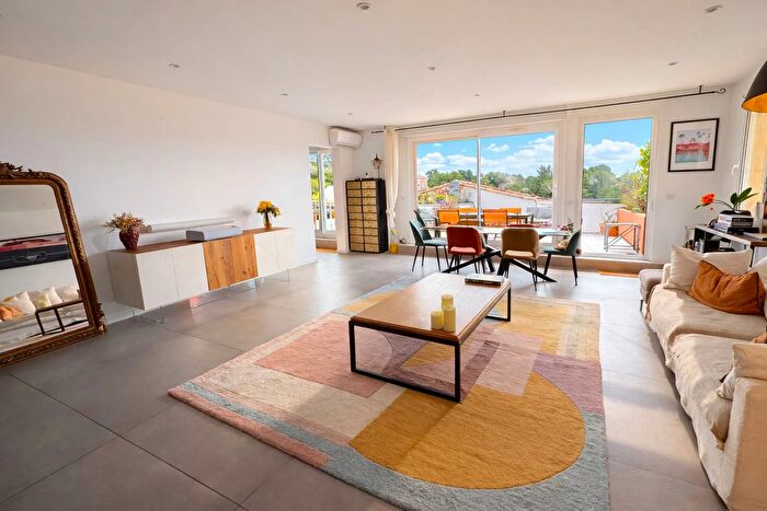 Appartement à vendre - Aix-en-Provence, Saint-Donat, Les Platanes - 5 pièces - 3 chambres