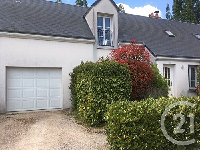 Ouzouer-le-Marché : Maison 5 pièces à louer