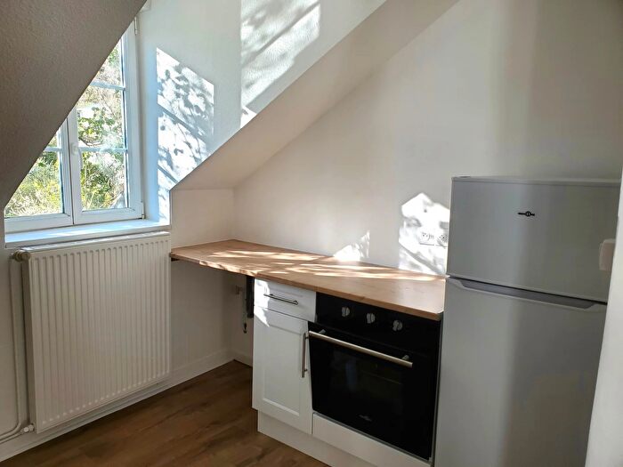 Appartement à louer - Montbéliard, Faubourg, Mont-Chevis, Chiffogne, Citadelle - 3 pièces - 2 chambres